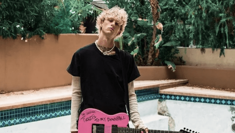 10 Amazing Covers By Machine Gun Kelly Including Oasis, Paramore ...