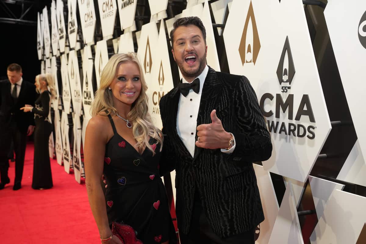 Luke Bryan Recalls Humble Beginnings Of Marriage To Wife Caroline: “She ...