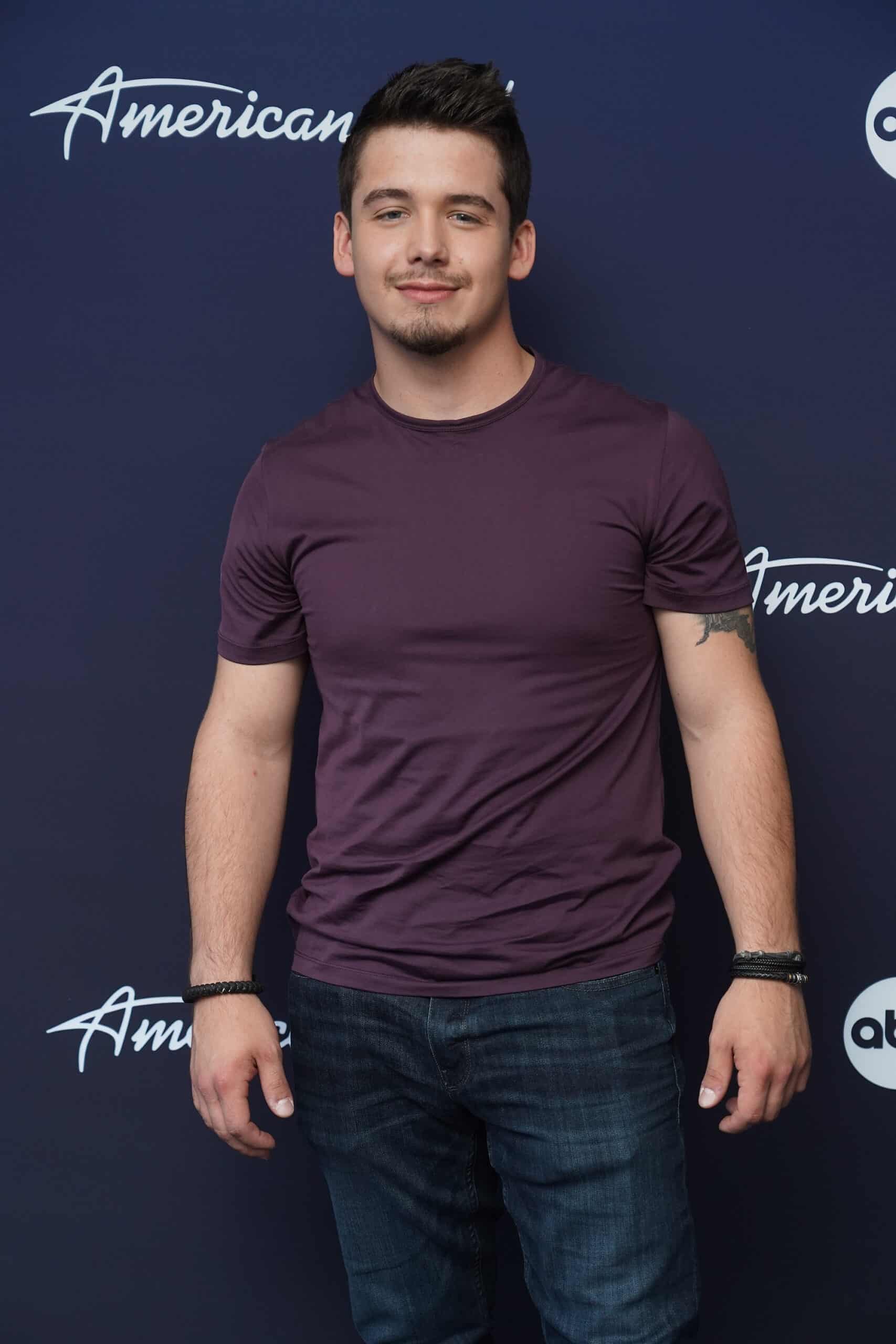 WATCH: Noah Thompson & HunterGirl Return To 'American Idol' & Join ...