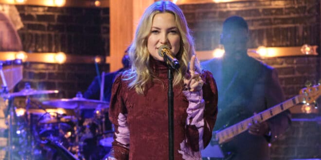 Kate Hudson Gives Major Career Update