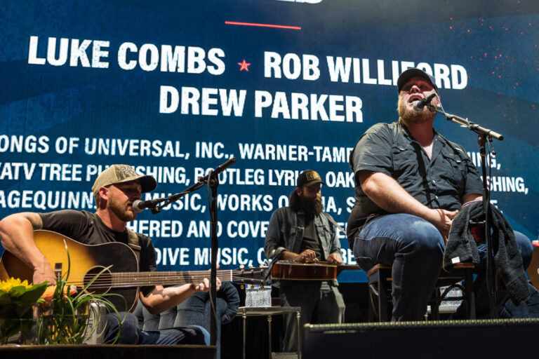 Luke Combs’ Longtime Guitarist Rob Williford Exits Band, Reveals "I'm ...