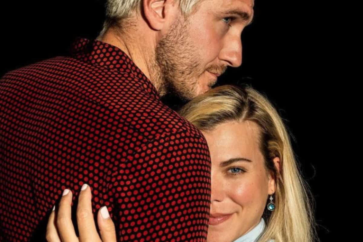 BREAKING: Kimberly Perry Is Pregnant, Expecting First Child With ...