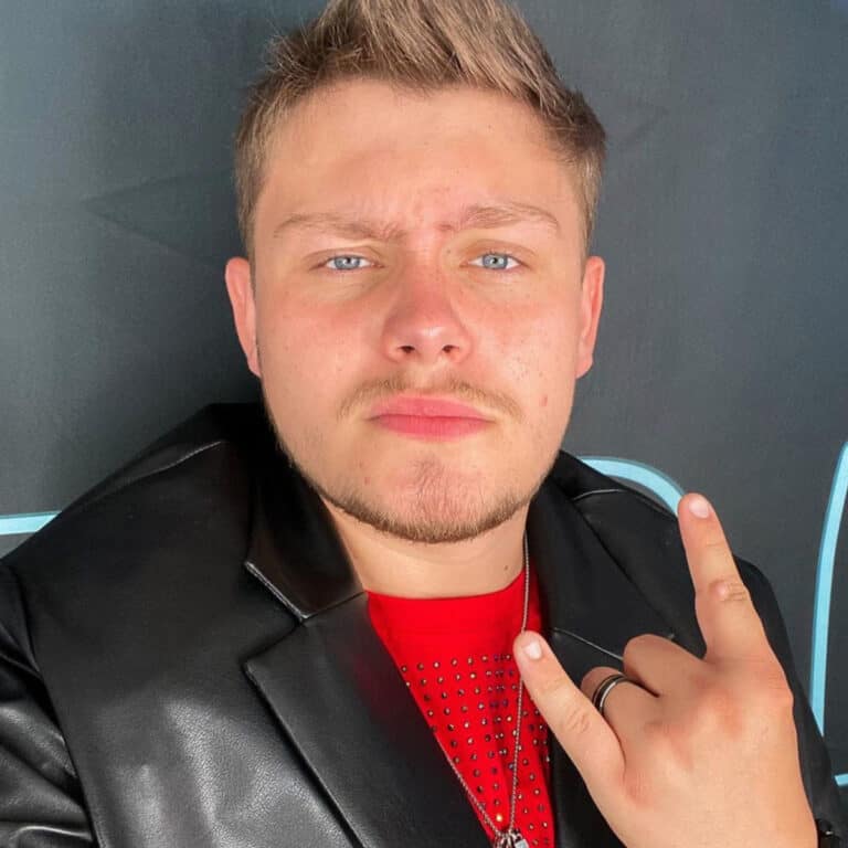 Zachariah Smith Bids Farewell To 'American Idol,' Shares Teaser Of ...