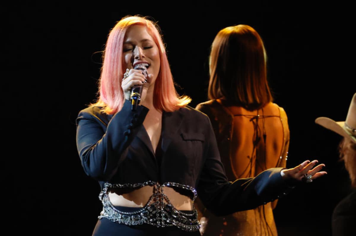 Bryce Leatherwood, Raelynn, Cassadee Pope & More Join Forces To Pay ...