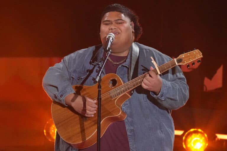 Iam Tongi Wins Season 21 Of ‘American Idol,’ Celebrates With Special ...