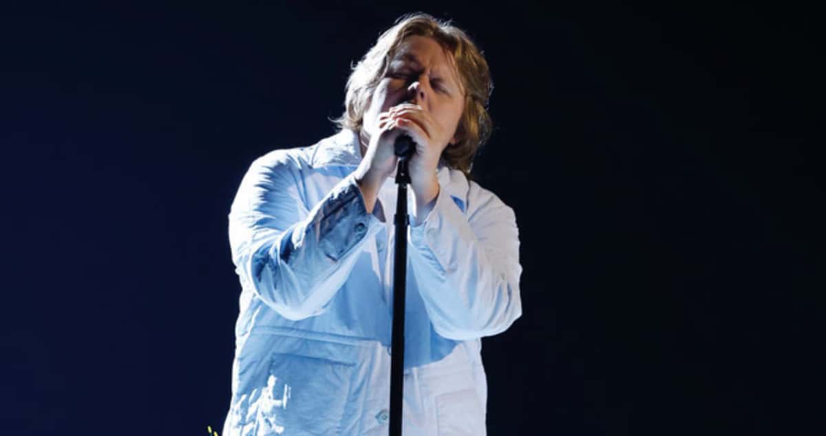 WATCH: Lewis Capaldi Stuns With Performance Of "Wish You The Best ...