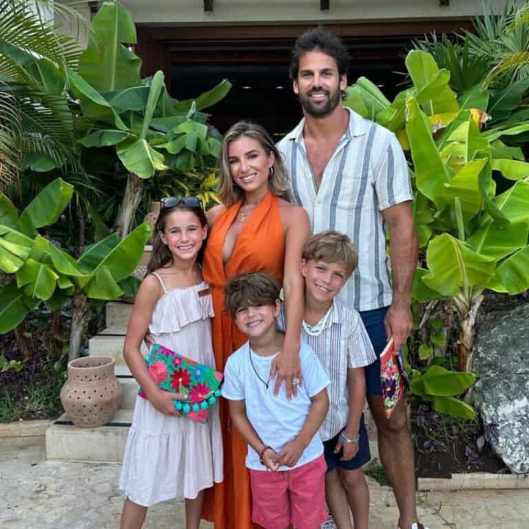 Jessie James Decker & Eric Decker Joke They Found True Love On A Match ...