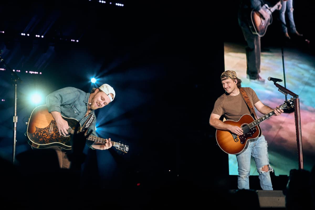 WATCH: ERNEST Makes Epic Recovery After Falling Off Stage During ...