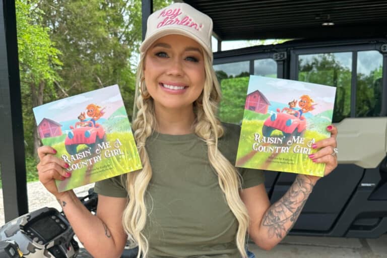 Raelynn's New Book, 'Raisin' Me a Country Girl,' Encourages Kids To ...