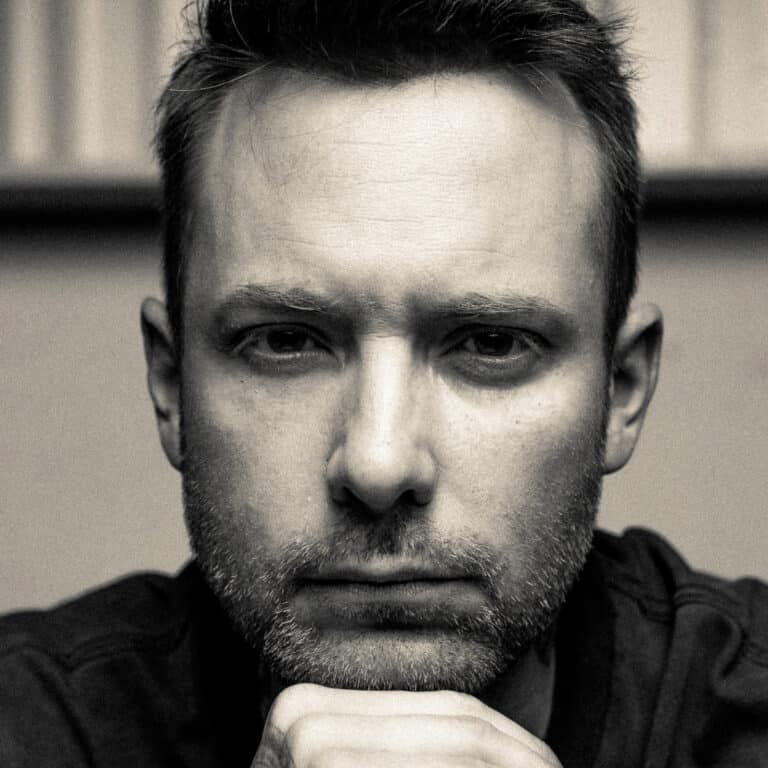 Dallas Smith Shares Live Video For "CRZY," Talks Self-Titled Album And ...