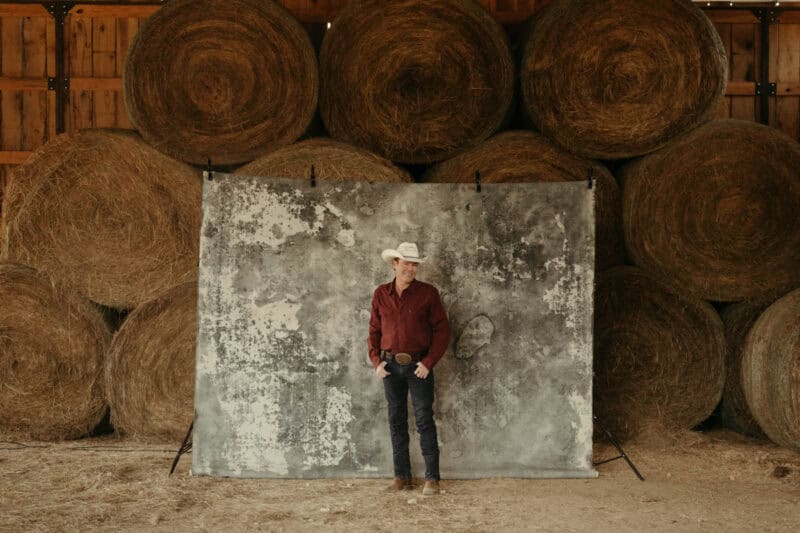 Clay Walker Talks “Surreal” Experience Recording New Music With Iconic ...