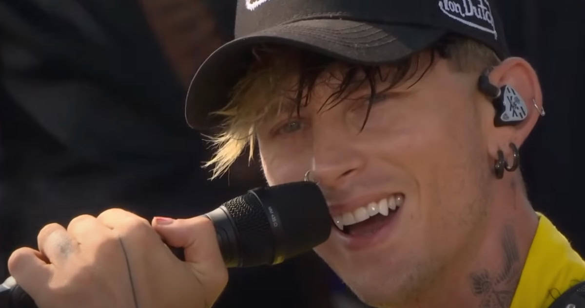 MGK Performs Mashup of "Lonely Road" And John Denver's "Country Roads ...