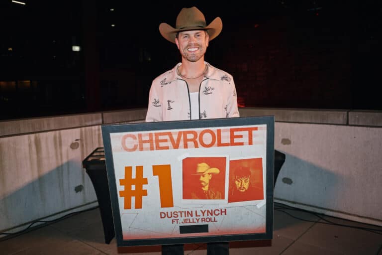 Dustin Lynch Celebrates Career Milestone Of 10 No. 1 Hits With ...