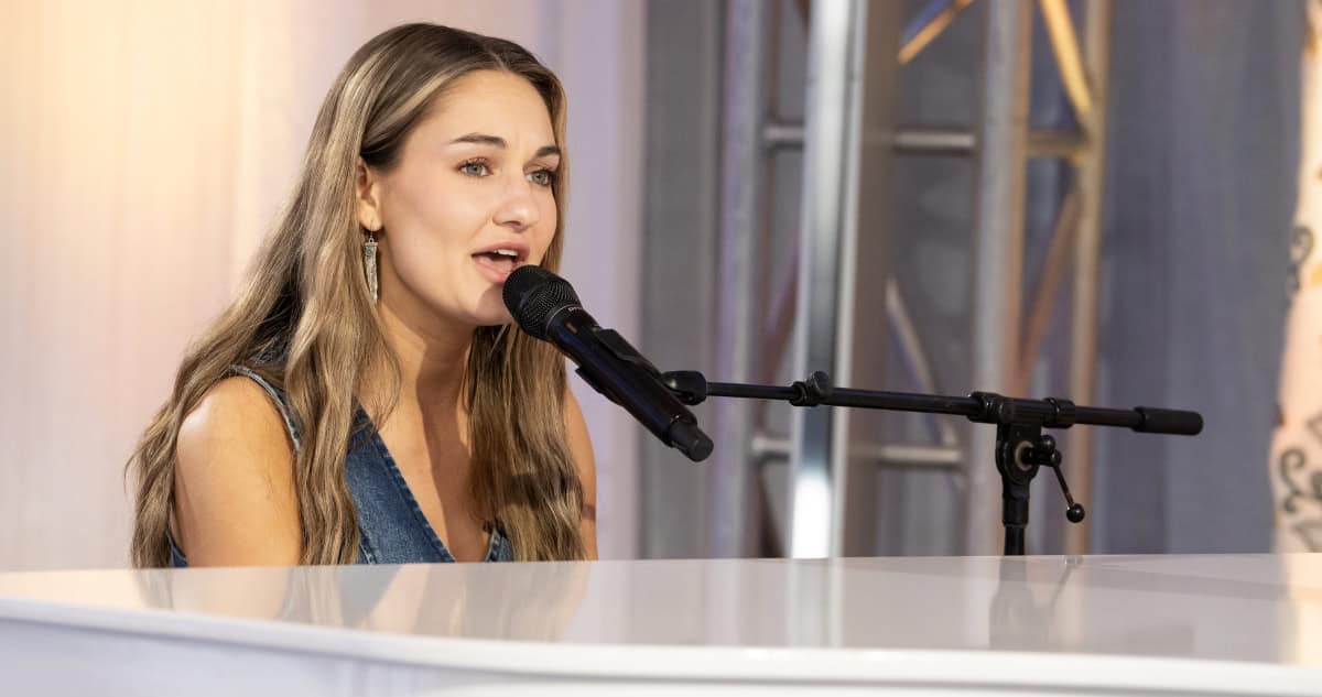 WATCH: Nina Daig Pays Tribute To Brother Joey With Emotion-Filled ...