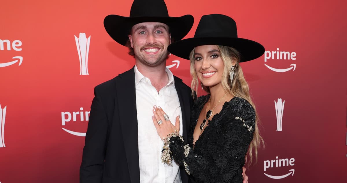 Lainey Wilson And Fiancé Devlin "Duck" Hodges Stun On Red Carpet At 2025 ACM Awards - Music Mayhem