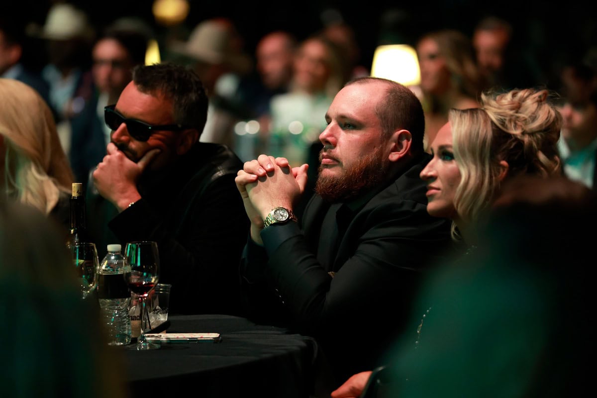 Ashley McBryde Salutes ACM International Award Recipient Luke Combs ...