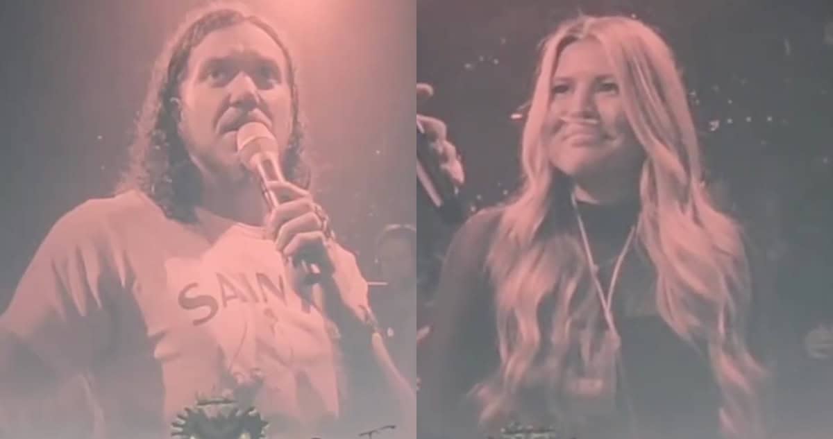 Brandon Lake Stops Concert To Pray Over Fan With Heart Condition, Leads ...