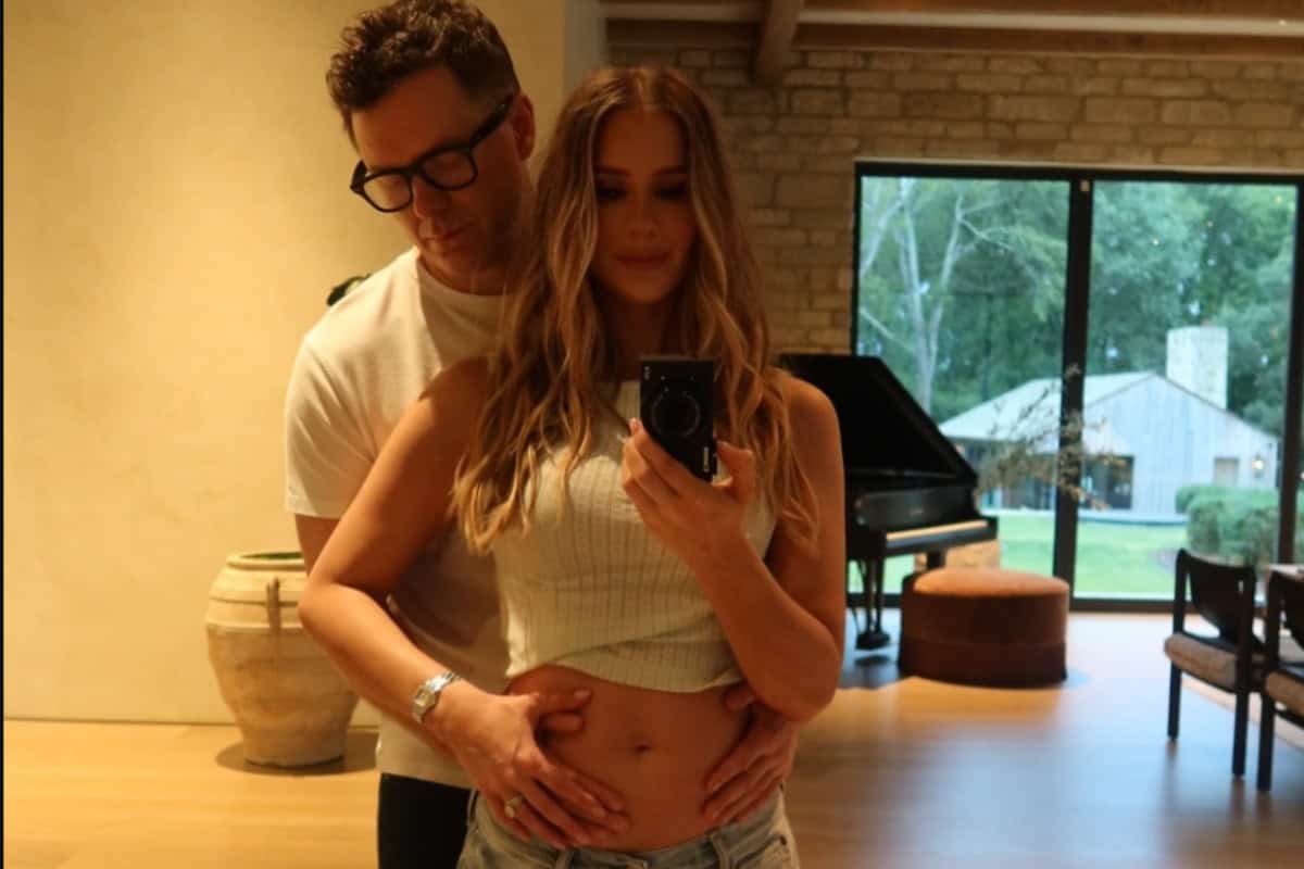 Bobby Bones Says Fatherhood Will Be A “Wild Experience,” Shares Sweet ...