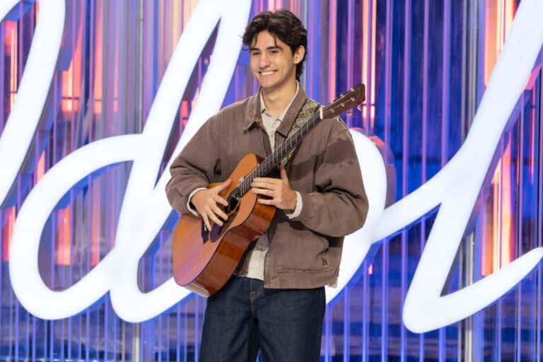 Julián Kalel Makes Triumphant Return To ‘American Idol’ After Mental ...
